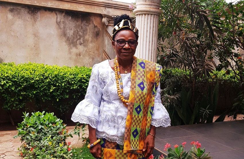 Le Chef Du Village Est Une Femme Ekinamag Le Chef Du Village Est Une Femme Ekinamag